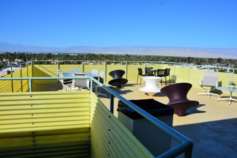 Perched Above the Desert: The Cree House by Albert Frey - gscinparis